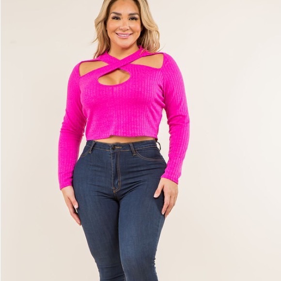 Tops | Cropped Keyhole Top | Poshmark